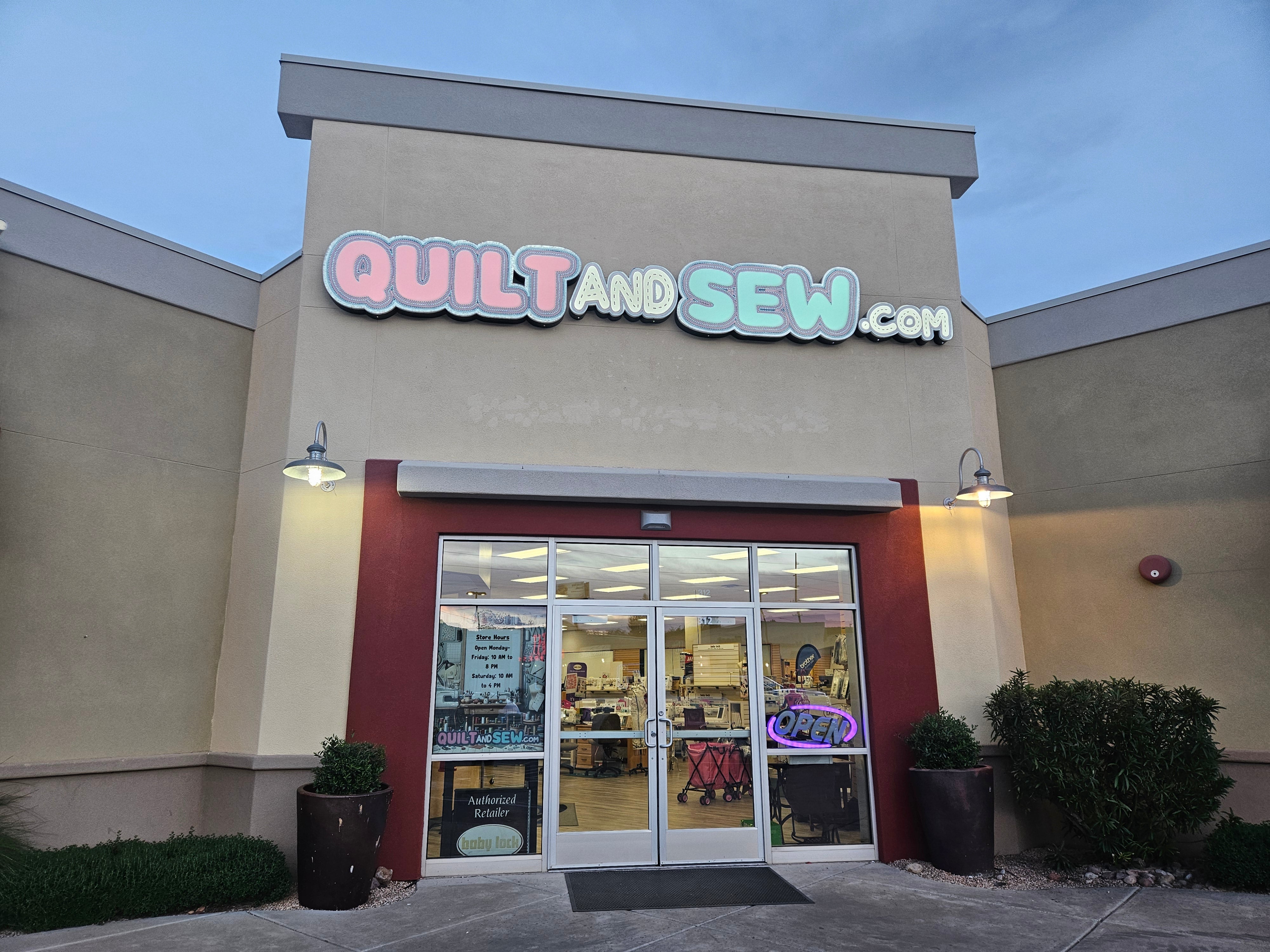 Little Darlin' Leaves Green - Riley Blake Designs – Quiltandsew.com